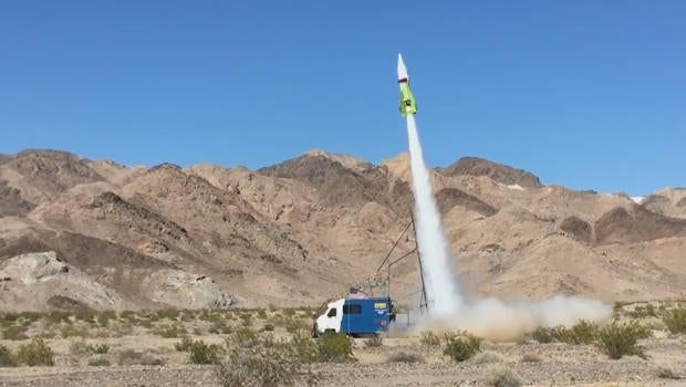 相信地球平面說 美漢乘坐自製火箭挑戰高空失事亡 - 時事台 - 香港高登討論區