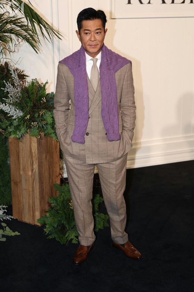 李思捷台慶跳《今期流行》 古天樂零表情：得啦，夠啦 - 娛樂台 - 香港高登討論區