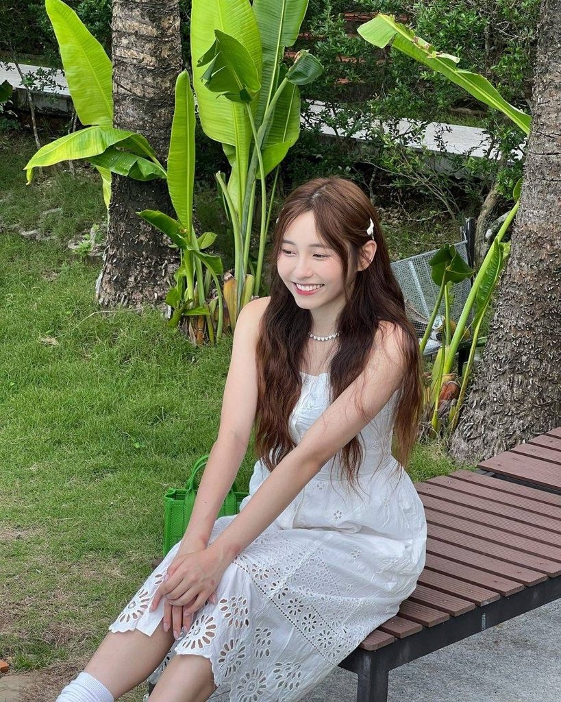 [女神]香港新生代女藝人顏值排名 Yumi鍾柔美最被低估值得入十大 - 娛樂台 - 香港高登討論區