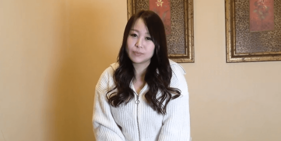 FC2PPV-3185457 【二回射精】コンビニで働いている巨乳 - 成人台 - 香港高登討論區