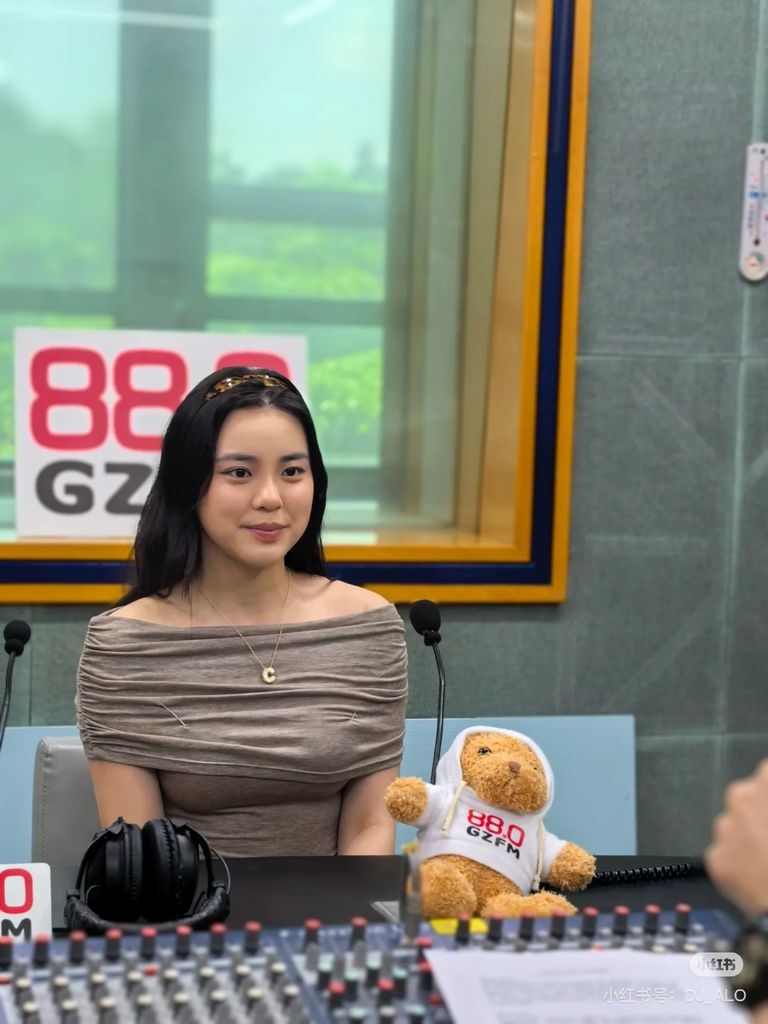 Chantel Yumi Windy上咗廣州，宣傳演唱會 - 娛樂台 - 香港高登討論區