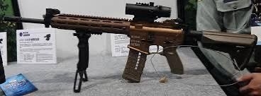 台灣警M16 守車站 - 時事台 - 香港高登討論區